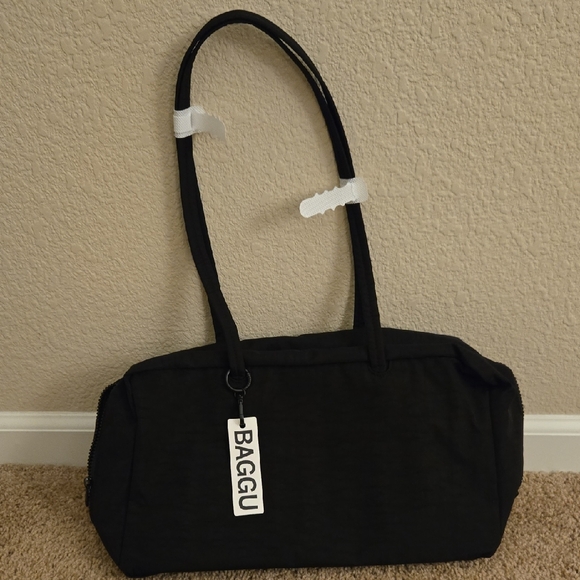 BAGGU | Bags | Baggu Medium Bowler Bag | Poshmark